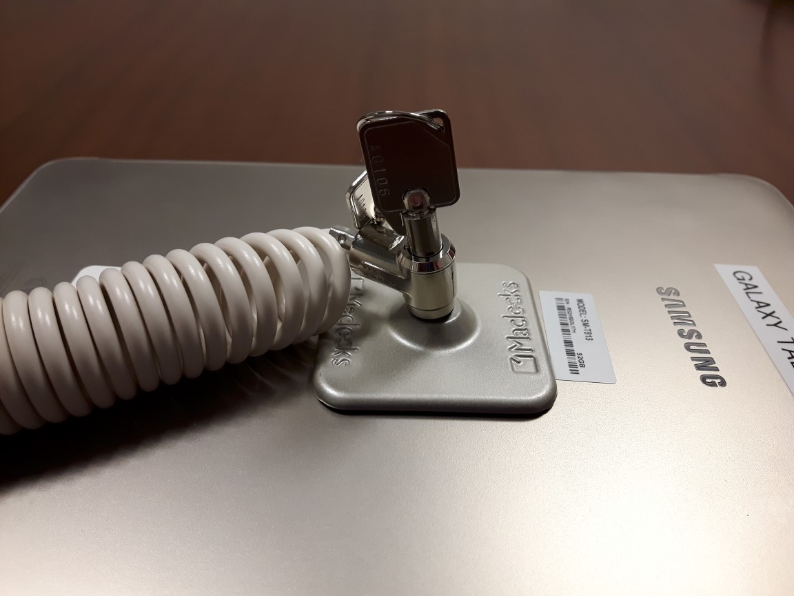 Tablet Stand: Compulocks Universal Galaxy Tablet Security Stand